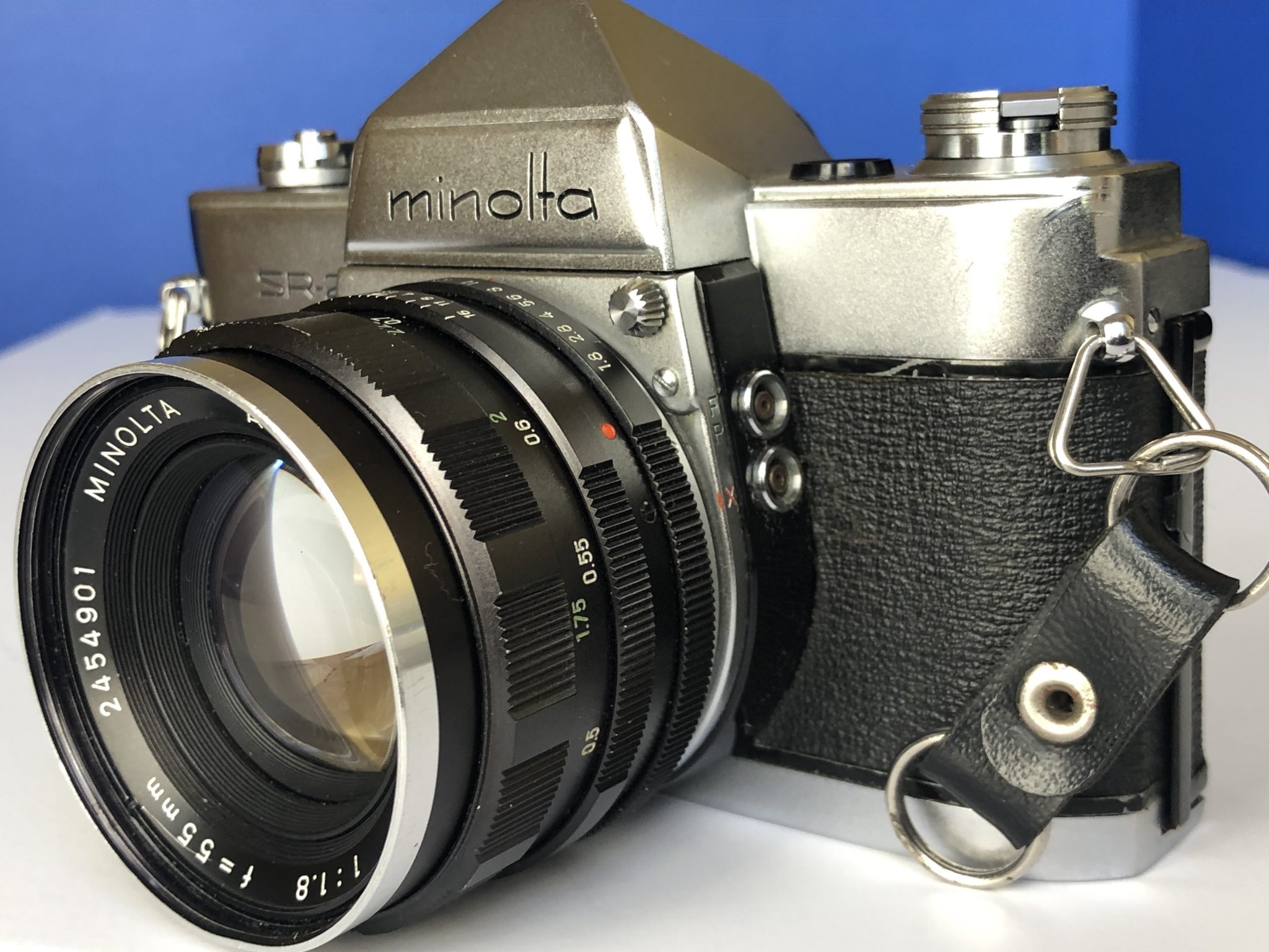 VMLP 3: The Minolta SR-2, the Start of Something Big – Earth, Sun, Film